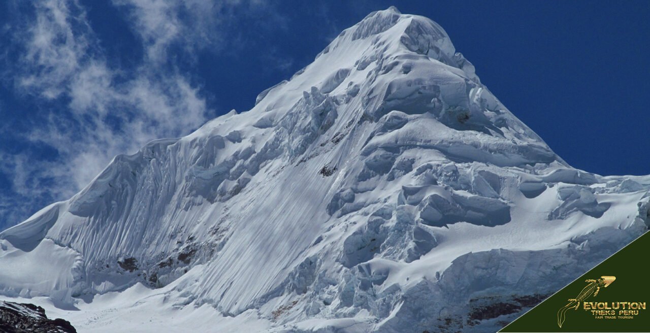 Tocllaraju Peru Guide: History, Hiking, Facts & Tours
